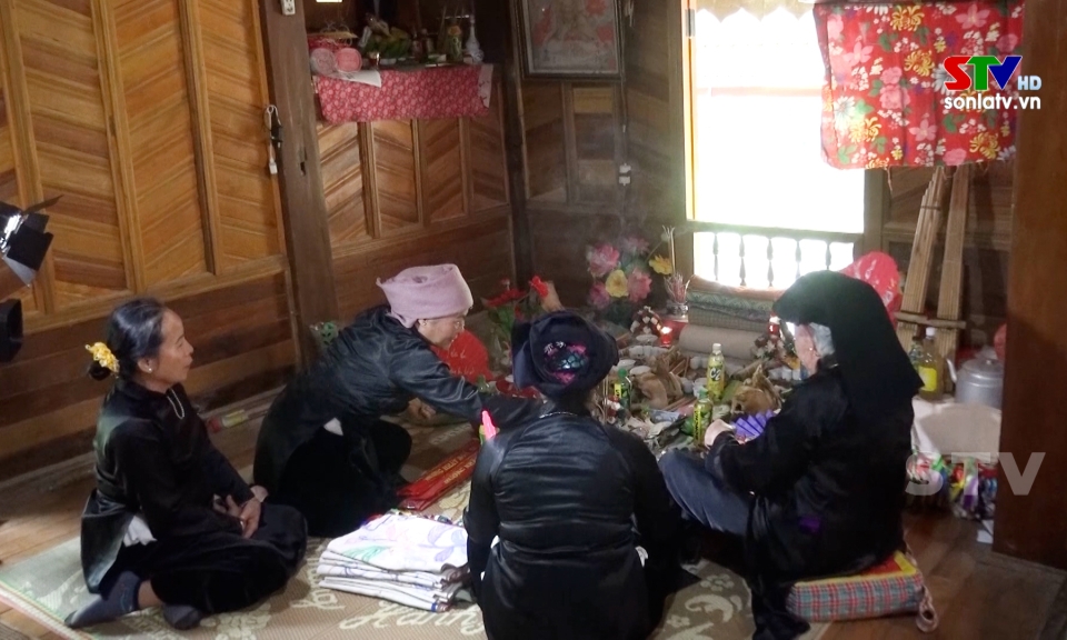 Phục dựng lễ hội Mợi của dân tộc Mường - Báo và phát thanh, truyền hình ...