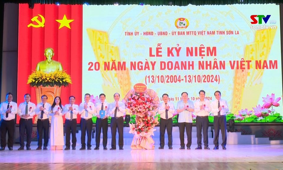 Lễ kỷ niệm 20 năm ngày Doanh nhân Việt Nam - Báo và phát thanh, truyền ...